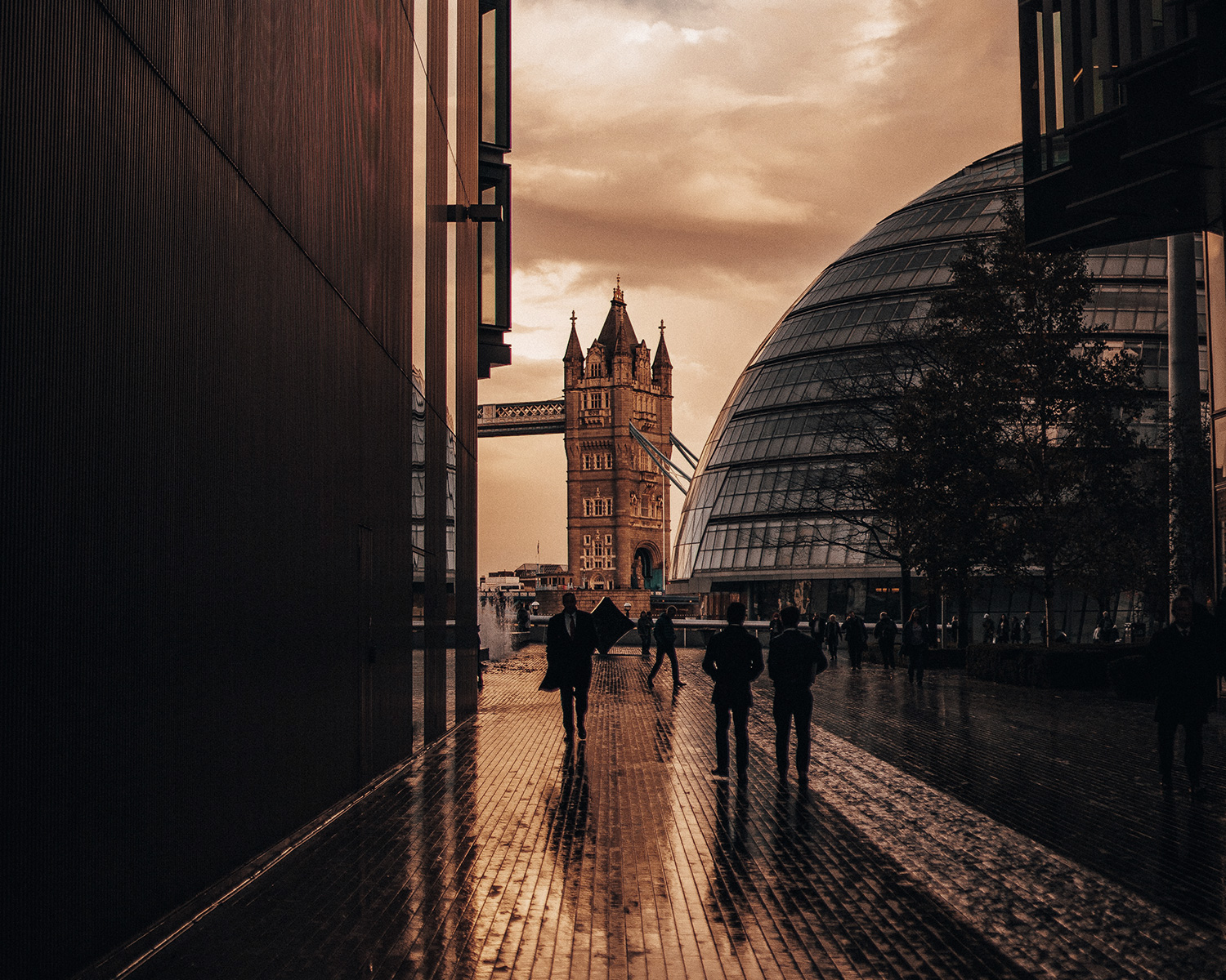 The prestigious British Butler Academy - Bespoke Bureau